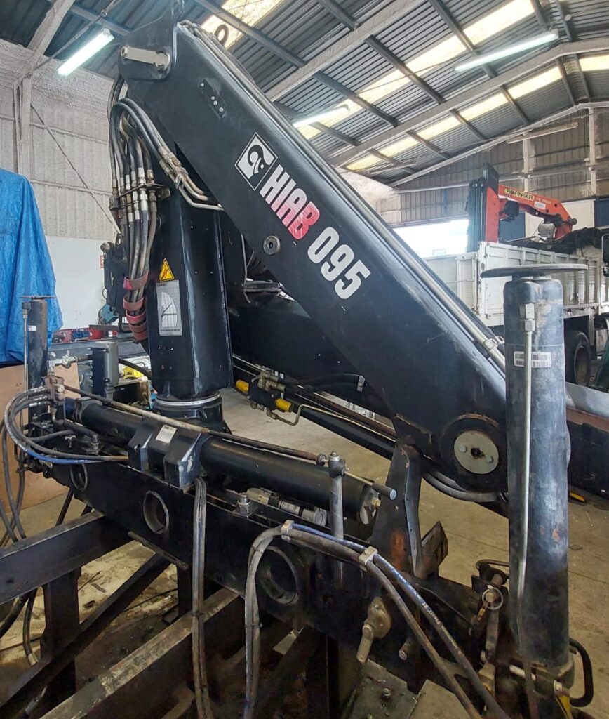 HIAB 095 - GRUCOM